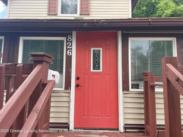 826 W Saginaw Street