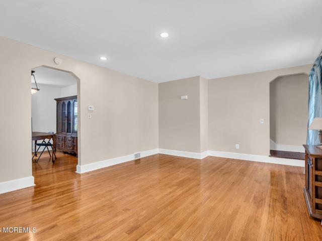 826 Whitehorse Mercerville Road