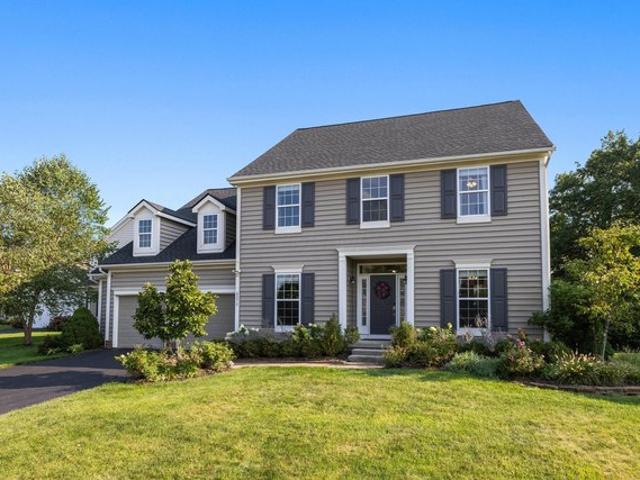 8275 Marwithe Pl, New Albany, OH 43054