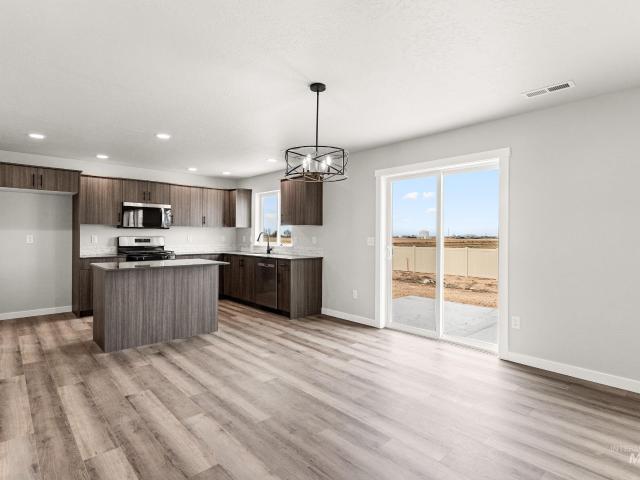 8277 E Presley Ct