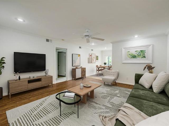 8277 Kingsbrook Rd, Unit 254, Houston, TX 77024 | MLS #52209