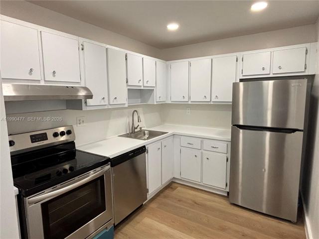 8277 SW 128th St, Unit 113, Pinecrest, FL 33156 | MLS #A11990 | Compass