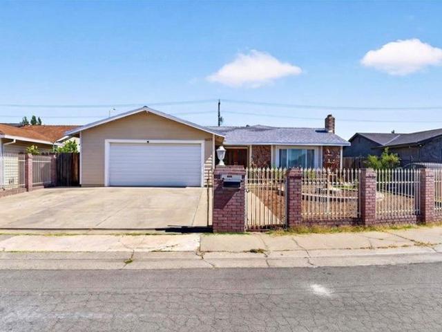 8277 Southfields Cir, Sacramento, CA 95828