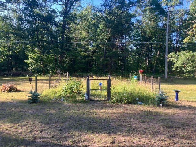 8278 Chain Lake Road