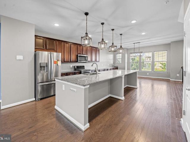 8279 Meadowood Drive