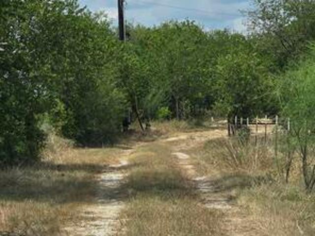 8279 Green Valley