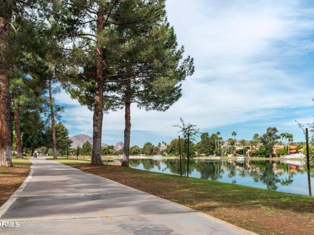 8270 N HAYDEN Road # 2005