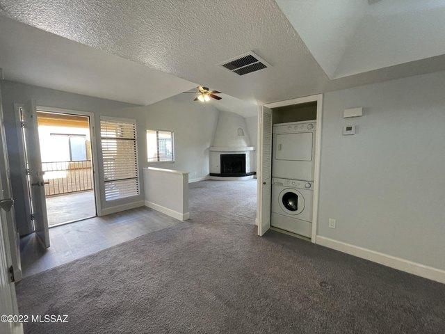 8271 N Oracle Rd Apt 249, Tucson, AZ 85704