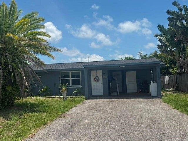8271 Pelican Rd, Englewood, FL 34224