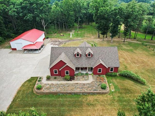 8272 Division Dr, Battle Creek, MI 49014