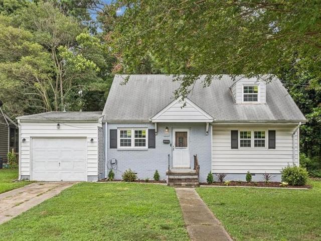 8272 Fernwood Dr, Norfolk, VA 23518