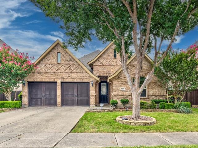 8272 Haltered Horse Ln, Frisco, TX 75036
