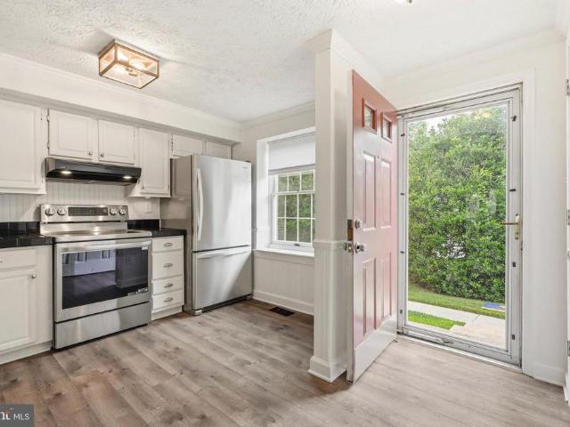 8273 Mary Lee Lane