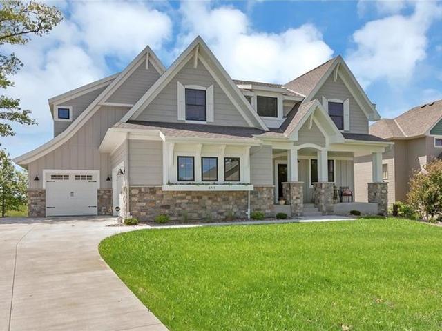 8273 Gatewater Dr, Monticello, MN 55362