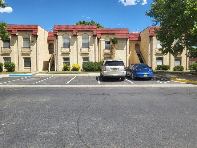 827 Country Club Dr SE Apt 2C, Rio Rancho, NM 87124