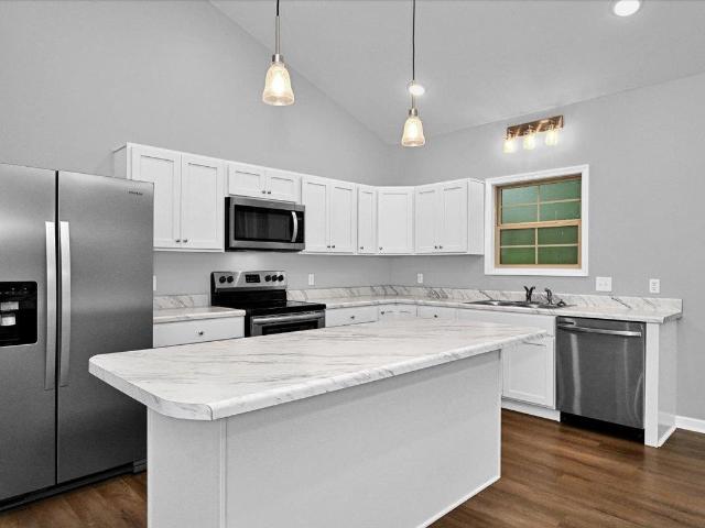 827 Co Rd 949