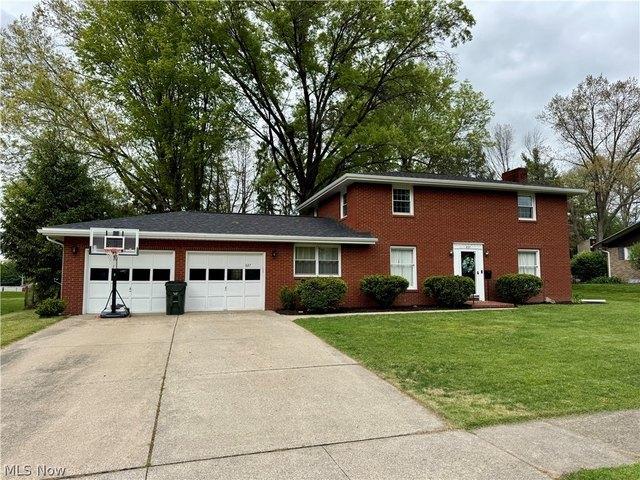 827 E 5th St, Dover, OH 44622