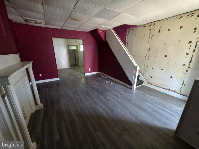 827 E 17th St, Wilmington, DE 19802 | MLS #DENC2101 | Compass