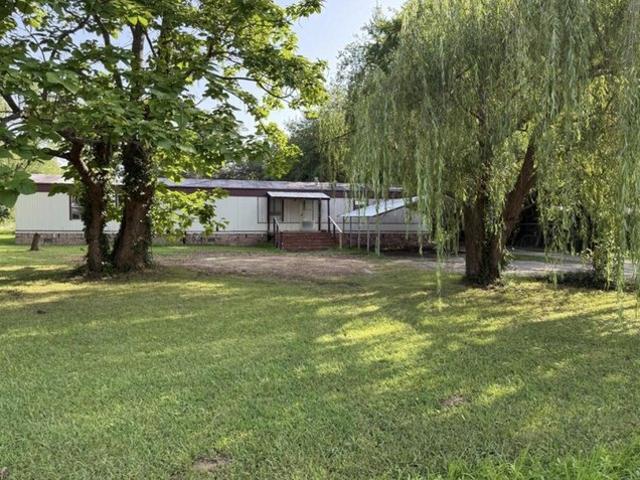 827 E Tahlequah Ave, Vinita, OK 74301