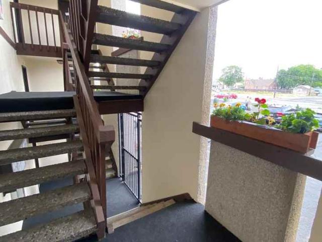 827 E. Ermina Ave 1 Bedroom Apartment for Rent at 827 E Ermina Ave, Spokane, WA 99207 Logan