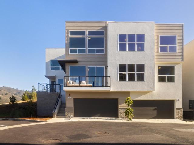 827 Fassler Avenue