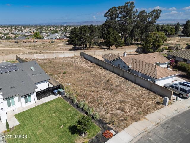 827 Firefox Dr, Santa Maria, CA 93455 | MLS #25001