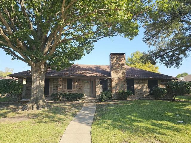 827 Meandering Way, Mesquite, TX 75150 | MLS #21187 | Compass