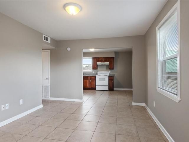 827 Milling Avenue # 20
