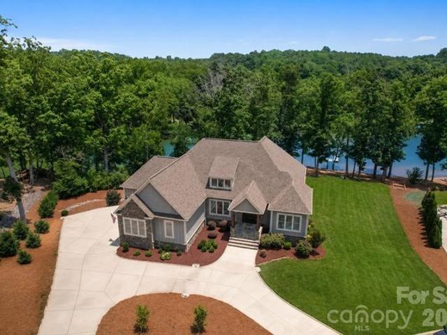827 Misty Arbor Frd, Clover, SC 29710