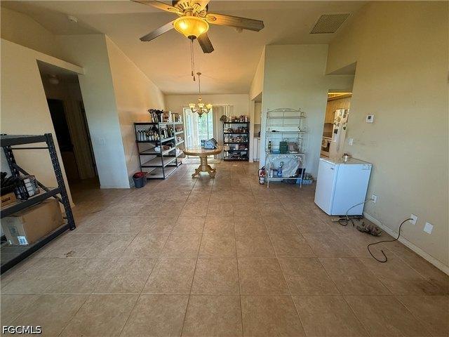 827 NE 17th Ter, Cape Coral, FL 33909