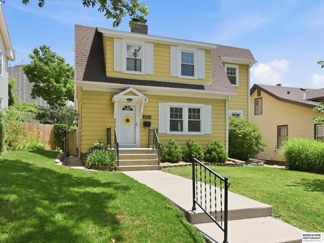 827 S 55th St, Omaha, NE 68106