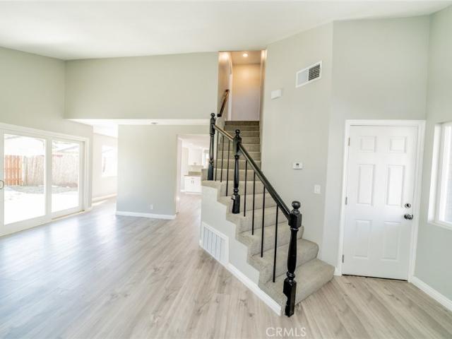 827 S Tamarisk Avenue