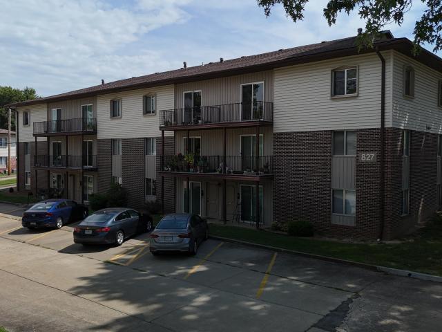 827 southwest blvd q