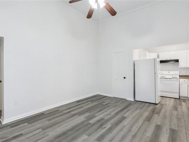 827 Sixth St, Unit A, New Orleans, LA 70115 | MLS #2553 | Compass