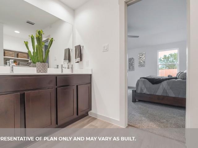 827 Silver Kettle Drive