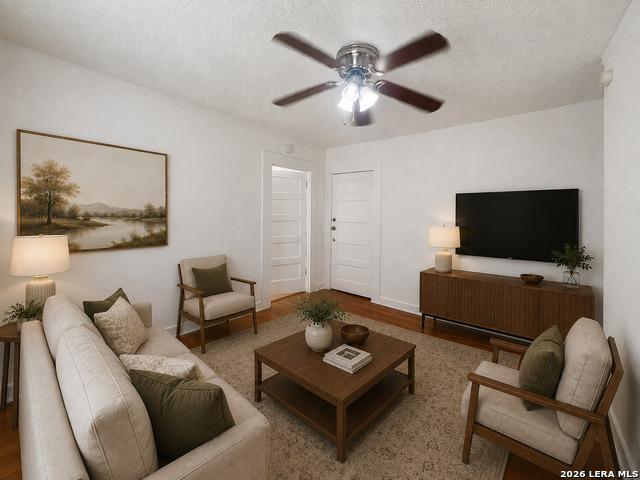827 Steves Ave, Unit 4