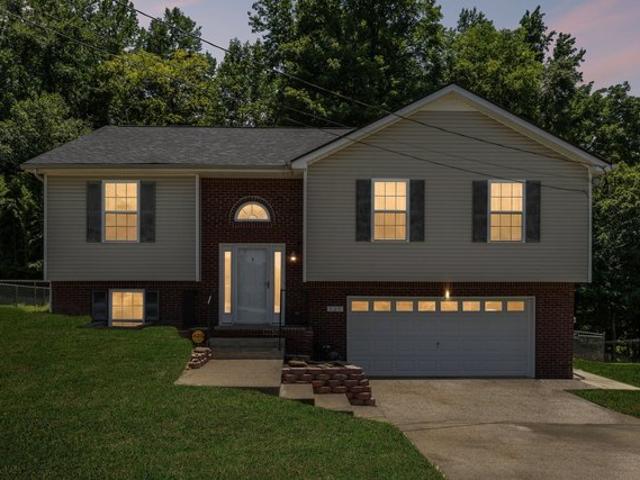827 Sugarcane Way, Clarksville, TN 37040