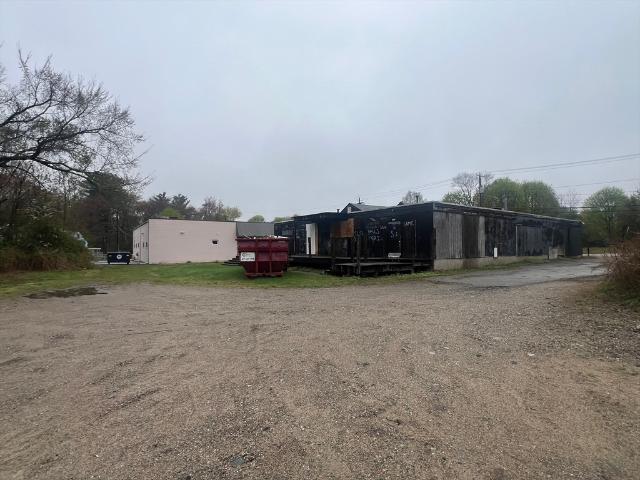 827 Park St, Stoughton, MA 02072 | MLS #73365