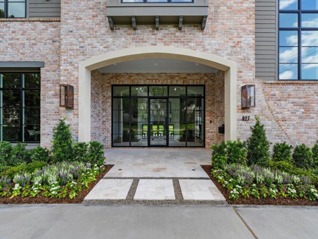 827 Rocky River Road