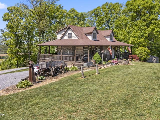 827 Rodgers Rd