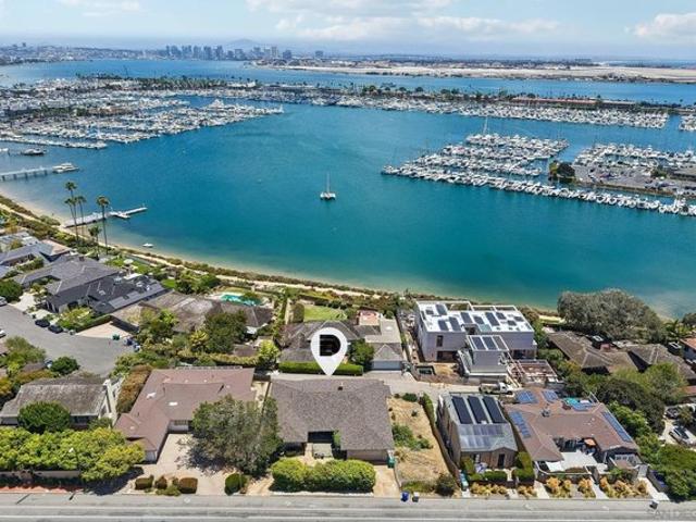 827 Rosecrans St, San Diego, CA 92106