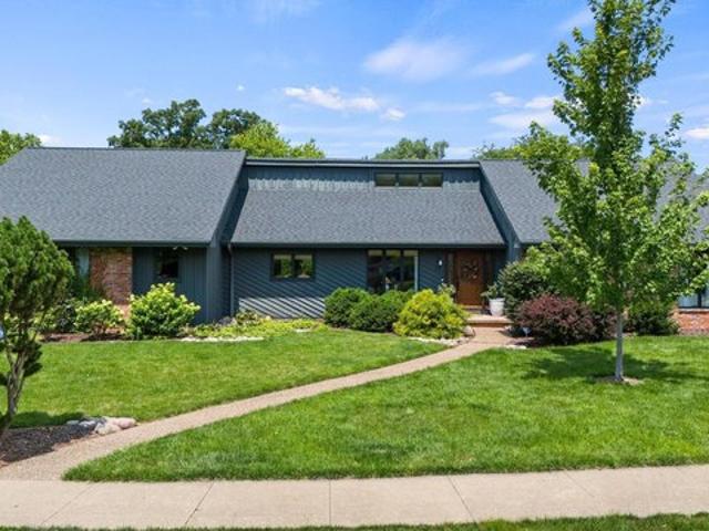 827 W Butterfield Dr, Peoria, IL 61614