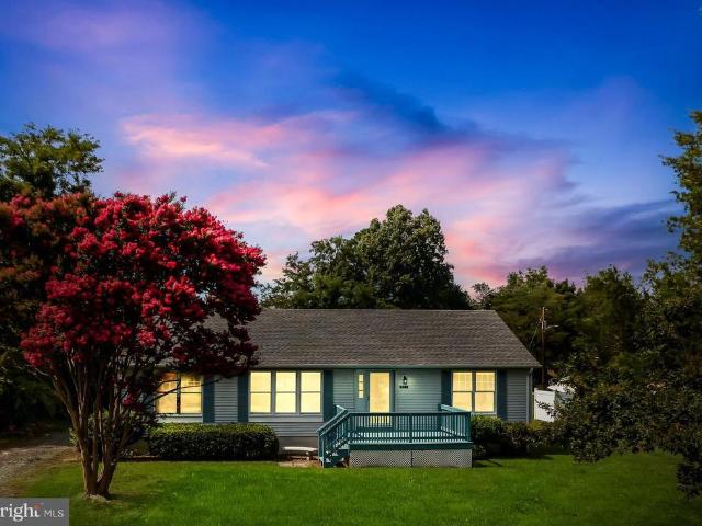 827 Travelers Rest