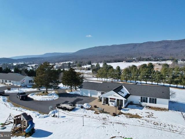 8284 Back Rd, Maurertown, VA 22644