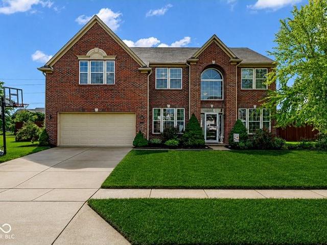 8284 Balmoral Ln, Avon, IN 46123