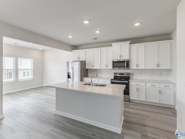 8284 Huspa Ave, Madison, AL 35756