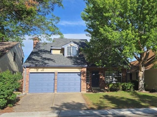 8285 Jellison Ct, Arvada, CO 80005