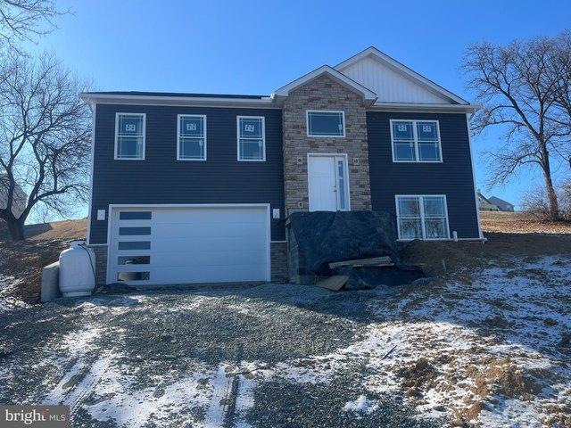 8286 Capri Ct, Waynesboro, PA 17268