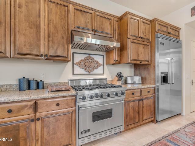 8286 e club village drive
