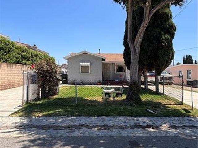 8286 Gay St, Cypress, CA 90630